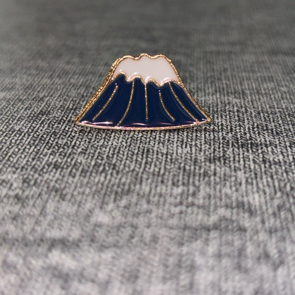 Unbranded | Jewelry | Snow Capped Mountain Metal And Enamel Pin | Poshmark